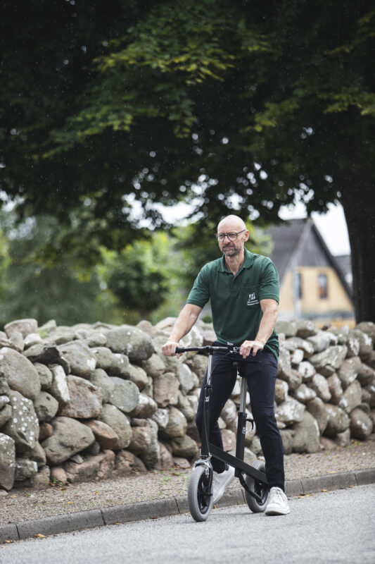 Butik med hjælpemidler – Cykler, el-scootere og rollatorer
